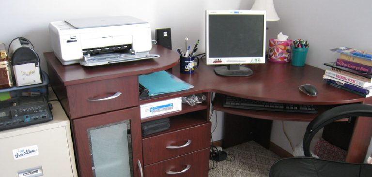 How to Put a Desk Together | 5 Step Guidelines (2026)